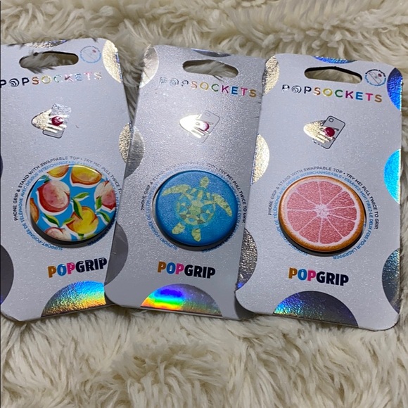 PopSocket | Accessories | Popsockets 3 New Pops With New Pop Chain ...